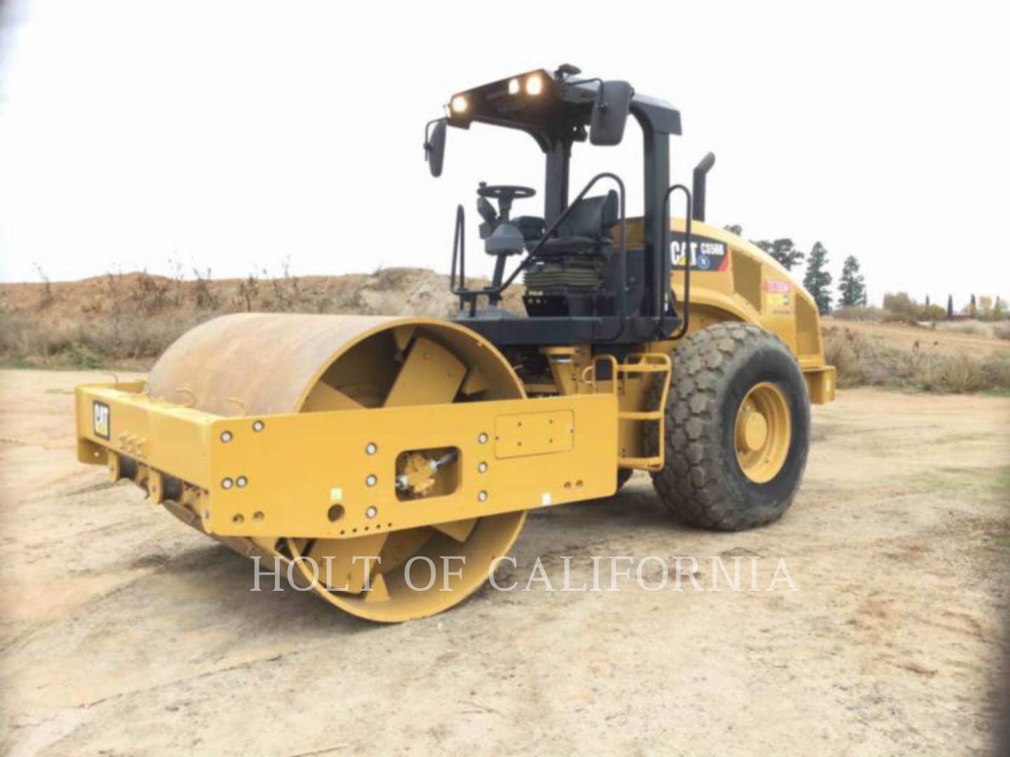 2020 Caterpillar CS56B Smooth Drum Roller Compactor For Sale, 401 Hours ...