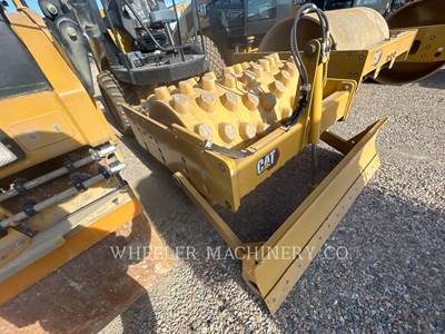 2023 Caterpillar CP44B Padfoot Roller Compactor For Sale, 615 Hours ...