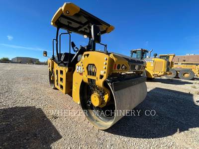 2022 Caterpillar CB10 Smooth Drum Roller Compactor For Sale, 527 Hours ...