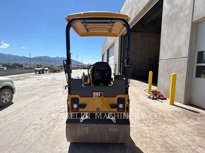 2023 Caterpillar CB4.0 Smooth Drum Roller Compactor For Sale, 996 Hours ...