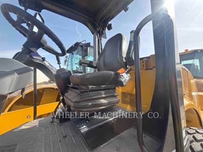 2023 Caterpillar CS7 Smooth Drum Roller Compactor For Sale, 160 Hours ...