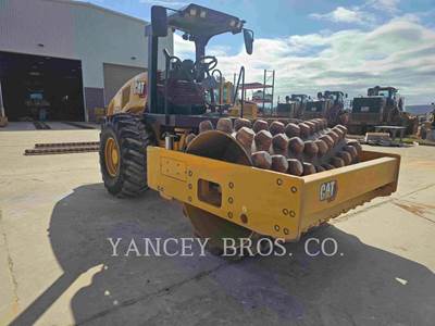 2022 Caterpillar CP54B Padfoot Roller Compactor For Sale, 1,074 Hours ...