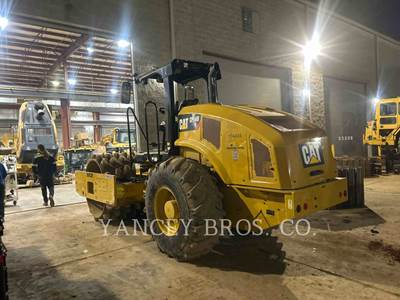2019 Caterpillar CP54B Smooth Drum Roller Compactor For Sale, 2,681 ...