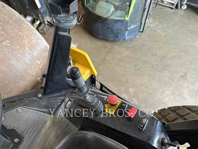 2023 Caterpillar CS10GC Smooth Drum Roller Compactor For Sale, 461 ...