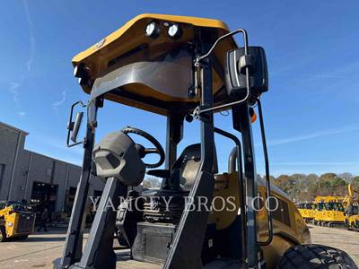 2024 Caterpillar CS11GC Smooth Drum Roller Compactor For Sale, 755 ...