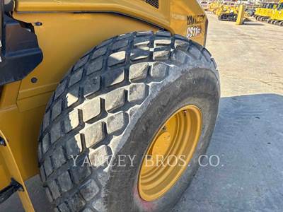 2024 Caterpillar CS11GC Smooth Drum Roller Compactor For Sale, 755 ...