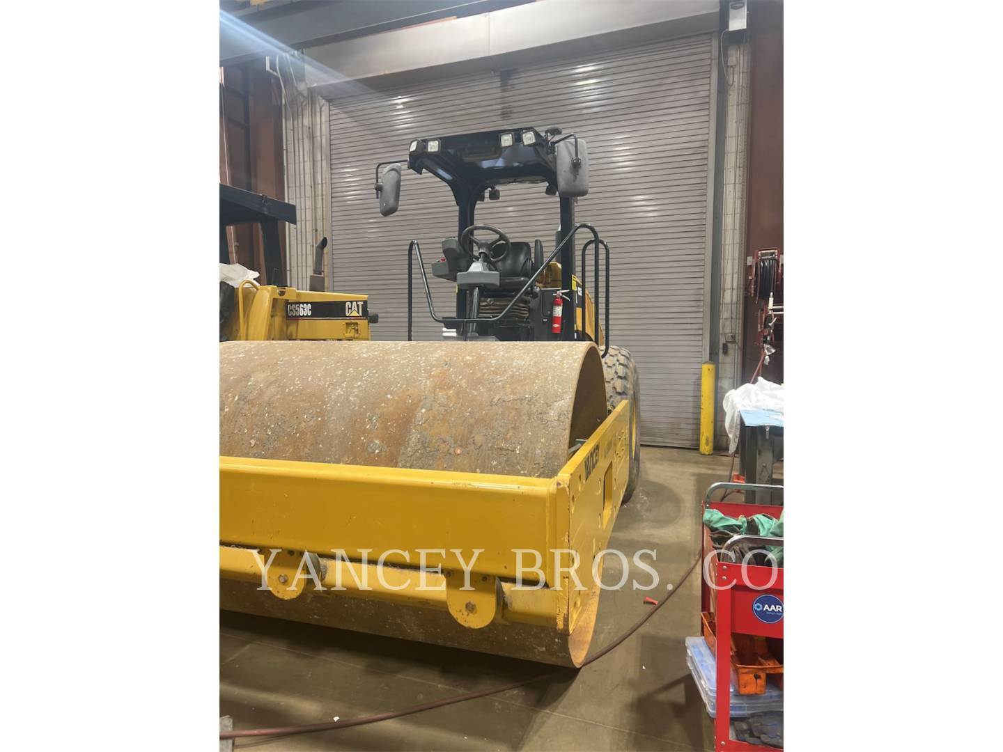 2018 Caterpillar CS54B Vibratory Soil Compactor For Sale, 1,005 Hours ...