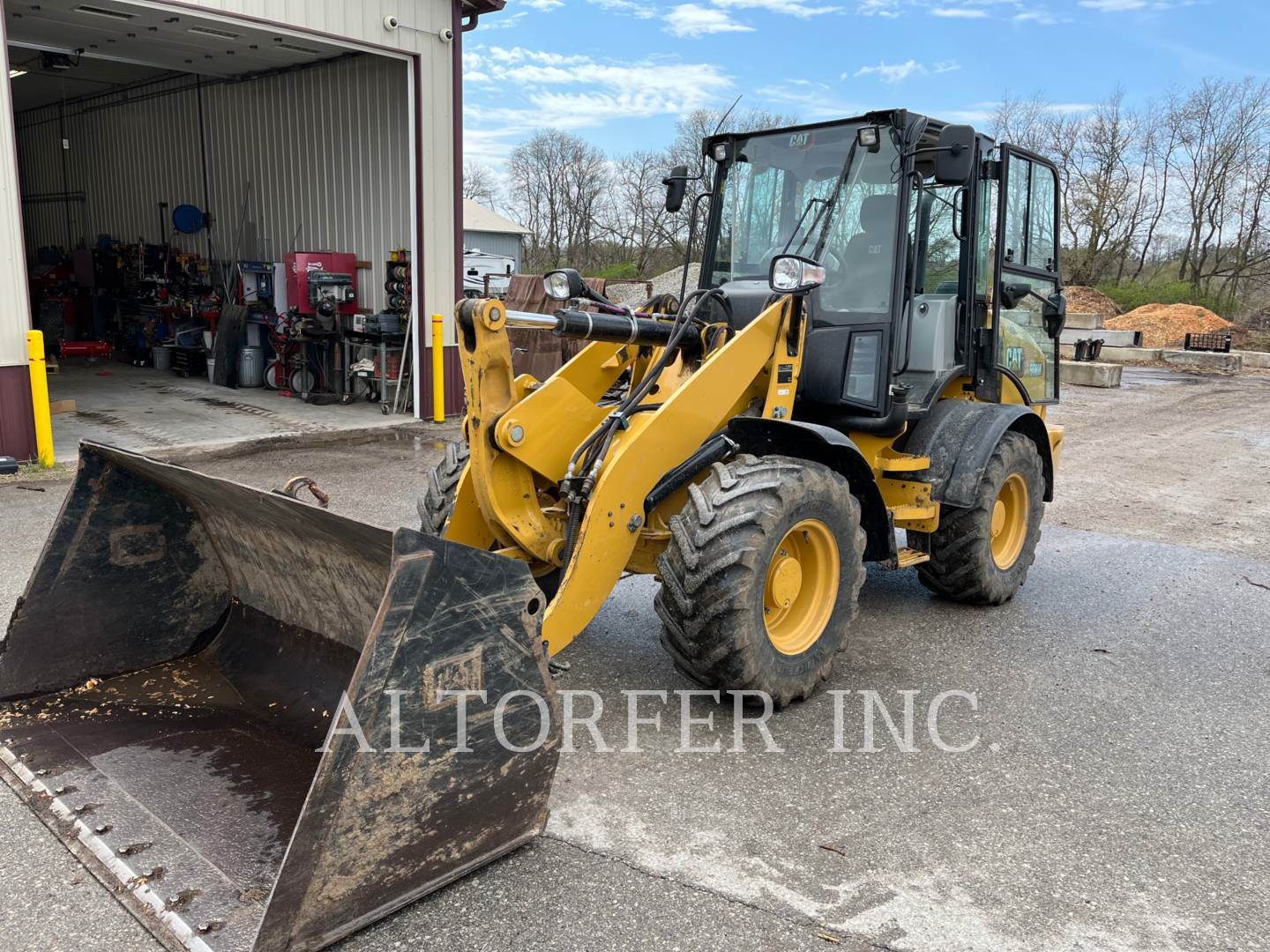 2020 Caterpillar 908M Wheel Loader For Sale, 2,321 Hours | Cedar Rapids ...
