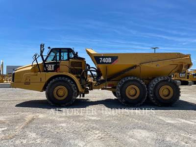 2014 Caterpillar 740B Articulated Dump Truck For Sale, 3,922 Hours ...