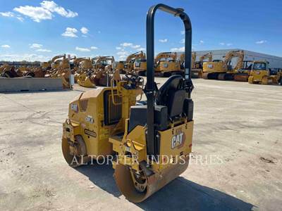 2022 Caterpillar CB1.8 Smooth Drum Roller Compactor For Sale, 87 Hours ...