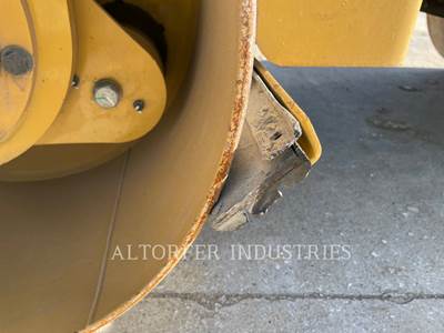 2022 Caterpillar CB1.8 Smooth Drum Roller Compactor For Sale, 87 Hours ...