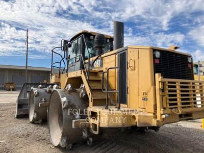 2012 Caterpillar 826H Landfill Compactor For Sale, 8,669 Hours | Topeka ...