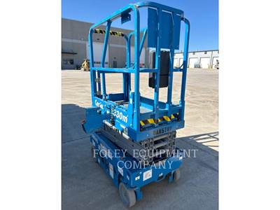 2019 Genie GS1330 Scissor Lift For Sale, 51 Hours | Topeka Area, KS | 0AR5780 | MyLittleSalesman.com
