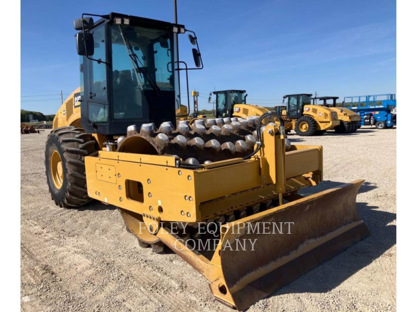 2020 Caterpillar CP56B Vibratory Soil Compactor For Sale, 1,835 Hours | Topeka Area, KS ...