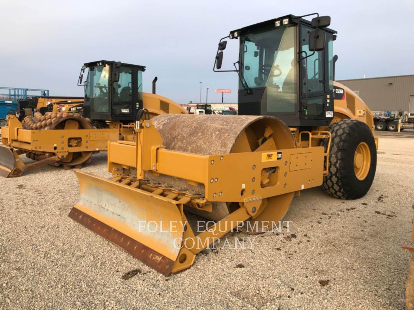 2021 Caterpillar CS56B Smooth Drum Roller Compactor For Sale, 1,586 ...
