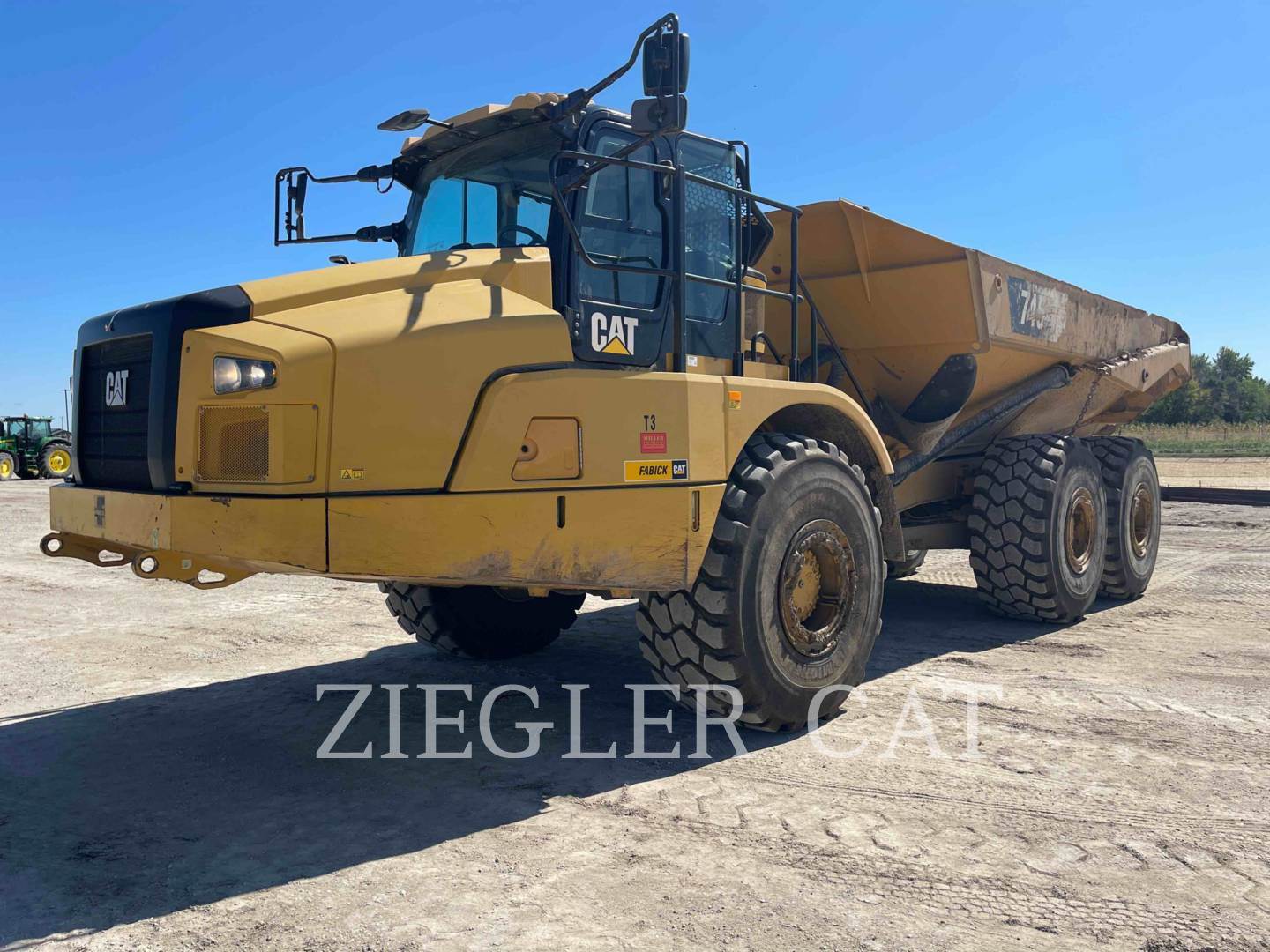 2018 Caterpillar 745C Articulated Truck For Sale | Hugo, MN | EQ0111807 ...