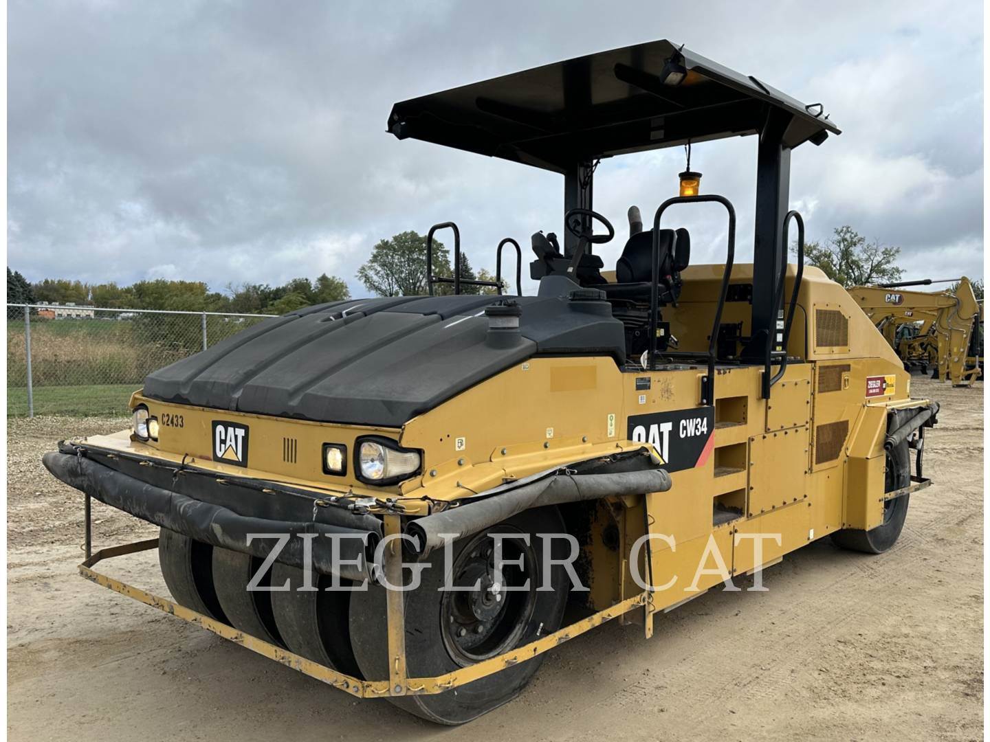 2012 Caterpillar CW34 Pneumatic Tired Roller For Sale, 2,337 Hours ...
