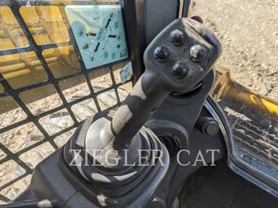 2016 Caterpillar 242D Skid Steer For Sale, 1,020 Hours | Mason City, IA ...