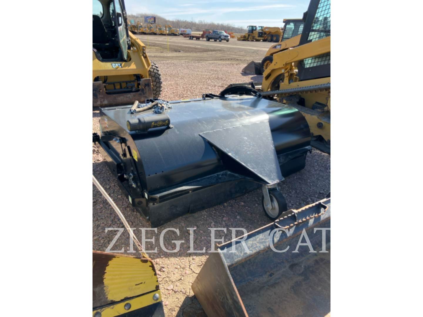 2018 Caterpillar Sweeper Attachment For Sale, 50 Hours | Sioux City, MN ...