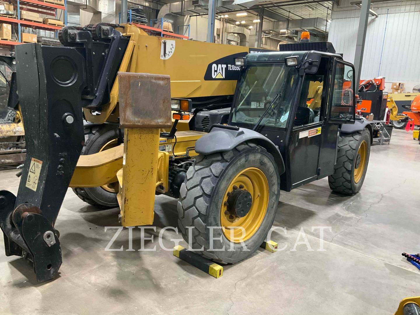 2015 Caterpillar TL1055C Telehandler For Sale, 3,960 Hours | Altoona ...