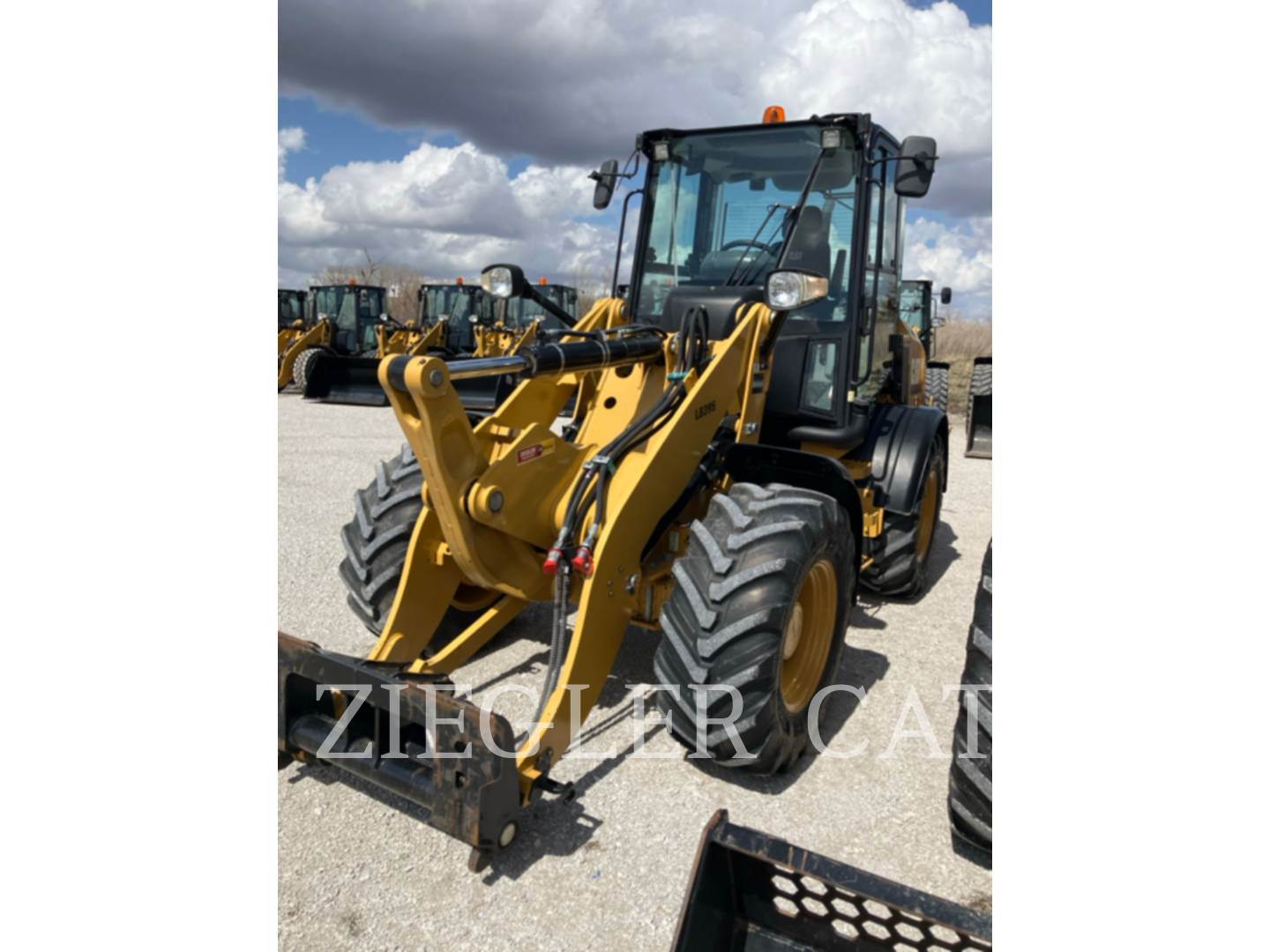 2018 Caterpillar 908M Wheel Loader For Sale, 567 Hours | Altoona, IA ...