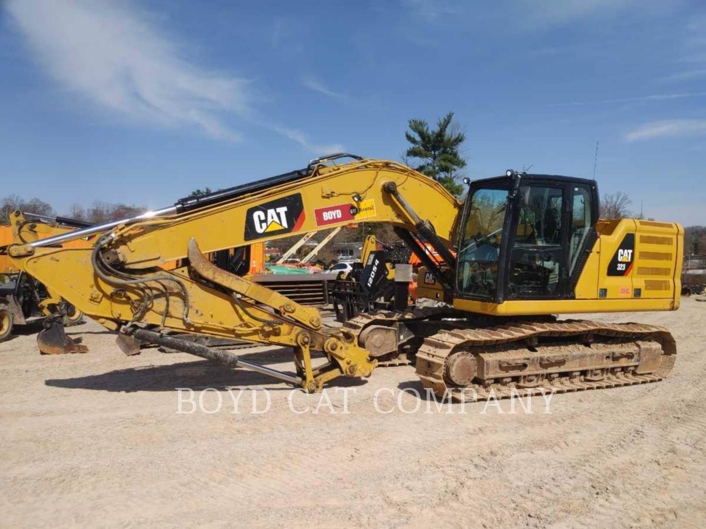 2018 Caterpillar 323 Excavator For Sale, 4,277 Hours | Nitro, WV ...
