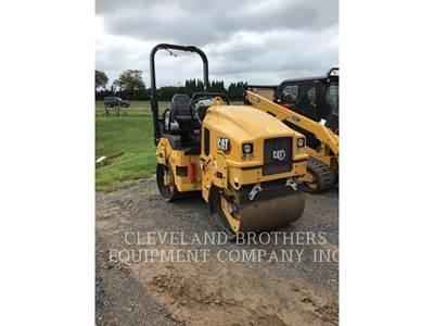 2022 Caterpillar CB2.5 GC Smooth Drum Roller Compactor For Sale, 1 ...