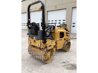 2020 Caterpillar CB24B Tandem Vibratory Roller Compactor For Sale, 841 ...