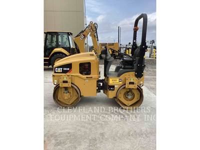 2020 Caterpillar CB24B Tandem Vibratory Roller Compactor For Sale, 841 ...