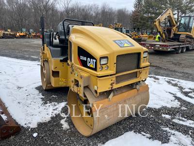 2017 Caterpillar CB34B Smooth Drum Roller Compactor For Sale, 2,255 ...