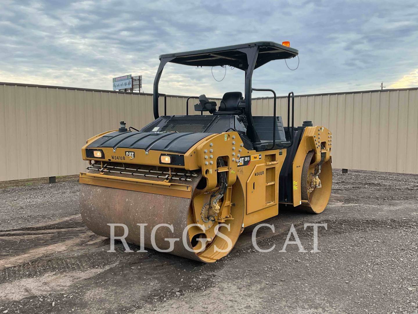 2019 Caterpillar CB15 Smooth Drum Roller Compactor For Sale, 1,722 ...