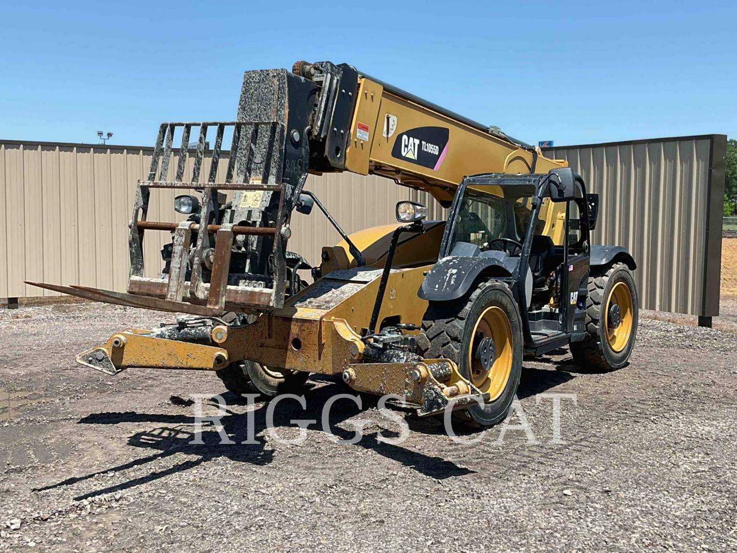 2016 Caterpillar TL1055D Telehandler For Sale, 2,904 Hours ...