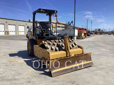2013 Caterpillar CP44 Smooth Drum Roller Compactor For Sale, 3,228 ...