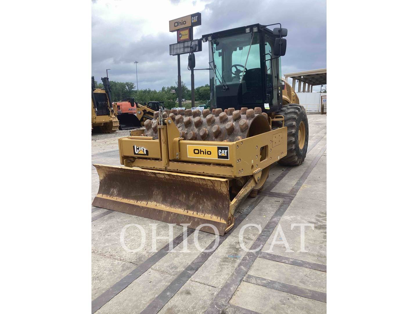 2019 Caterpillar CP56B Vibratory Soil Compactor For Sale, 3,636 Hours ...