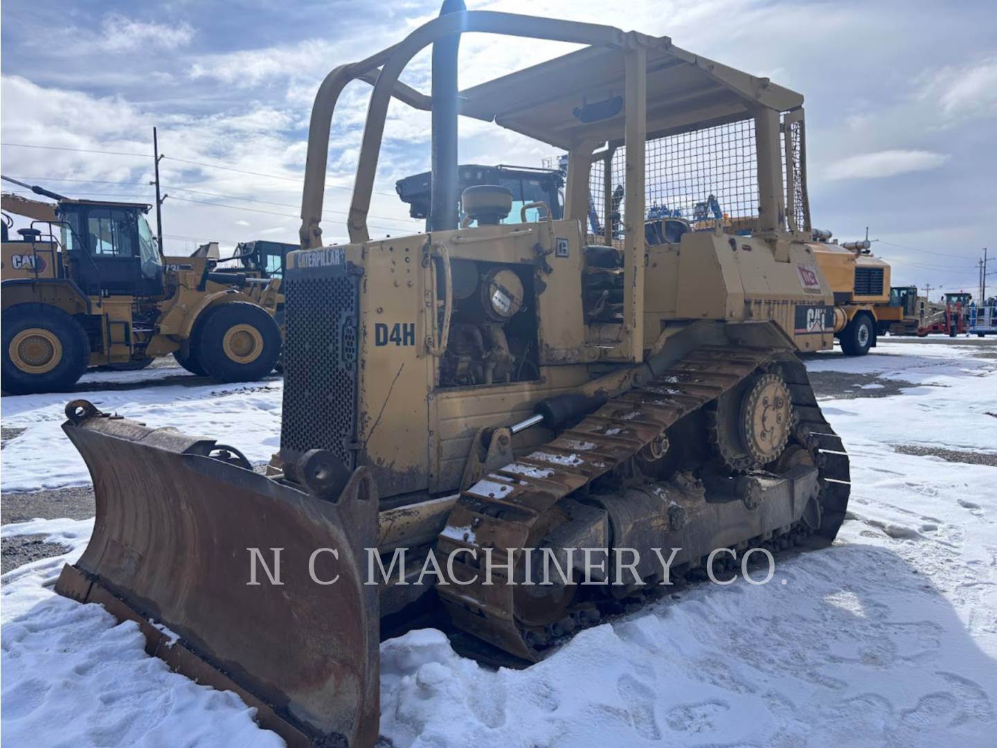 1988 Caterpillar D4H Dozer For Sale, 2,024 Hours | Moose Creek, AK ...
