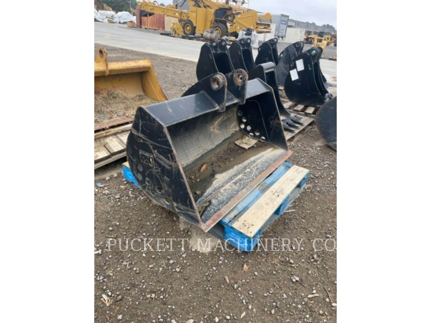 2018 Caterpillar 420 54" DC BUCKET Bucket For Sale | Flowood, MS ...