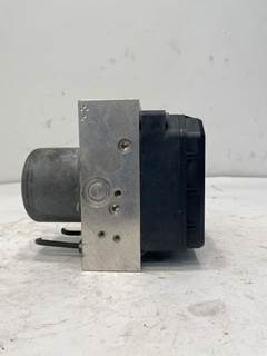 2020 Used Isuzu NPR ABS Unit For Sale | Dorr, MI | 898321036 ...