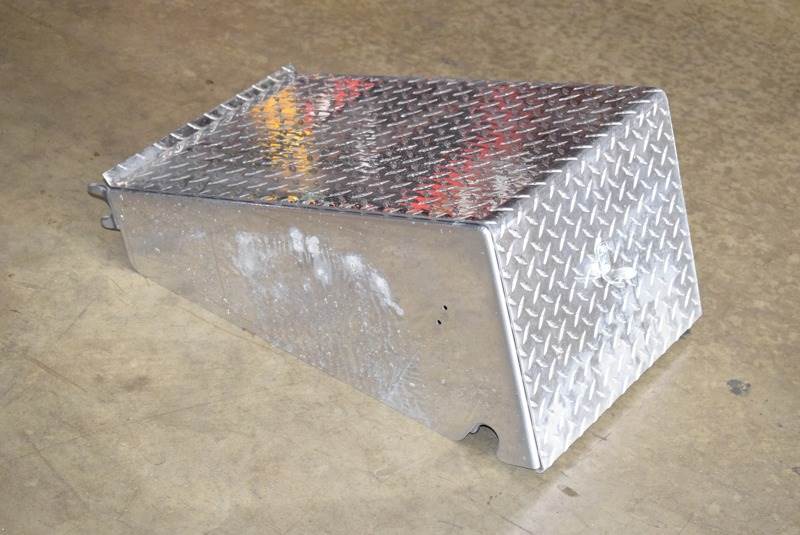 NTO Freightliner Battery Box Cover For Sale | Dorr, MI | A06-61816-007 ...
