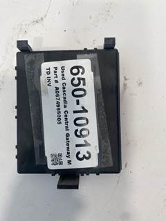 2014 Used Freightliner Cascadia Central Gateway Module For Sale | Dorr ...