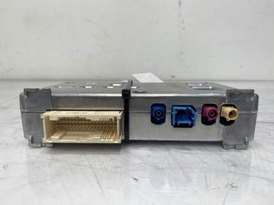 2019 Used Freightliner Cascadia Telematic Gateway Module For Sale ...