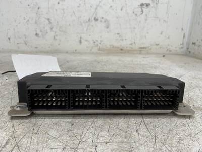 2011 Used Volvo VNL Light Control Module For Sale | Dorr, MI ...