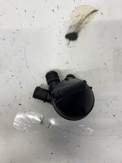 2015 Used Paccar PX9 Oil Seperator Breather For Sale | Dorr, MI ...