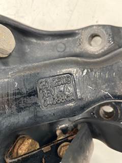 2004 Used Peterbilt 387 RH Rear Cab Mount For Sale | Dorr, MI | 2905988 ...