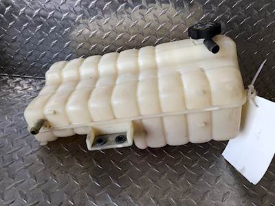 Used Chevrolet C4500 Pressurized Coolant Reservoir w/ Cap (no level ...