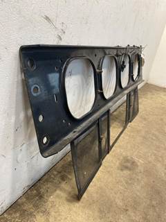 2014 Used Volvo VNL Gen 2 Front Closing Crossmember For Sale | Dorr, MI ...