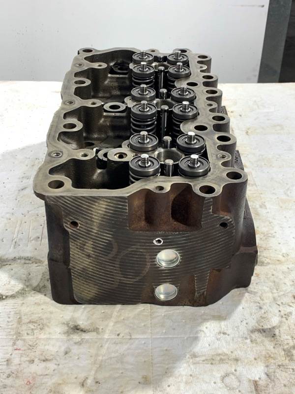 1999 Rebuilt Mack E7 E-Tech Cylinder Head For Sale | Dorr, MI ...