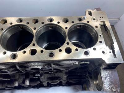 2015 Rebuilt Detroit Diesel DD13 Cylinder Block For Sale | Dorr, MI ...
