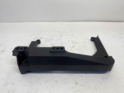 Used Detroit Diesel DD15 Air Filter Bracket For Sale | Dorr, MI ...