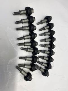 Used Detroit Diesel DD15 Oil pan bolts For Sale | Dorr, MI ...