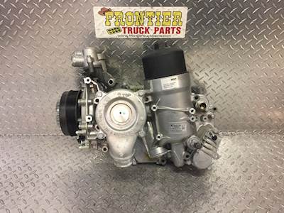 Detroit DD13 Engine Oil Filter Bases For Sale | MyLittleSalesman.com